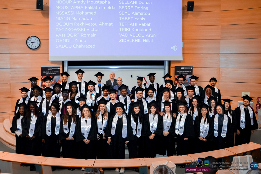 Cérémonie de remise de diplômes OVSQ 2024 (mention Gestion de l ...